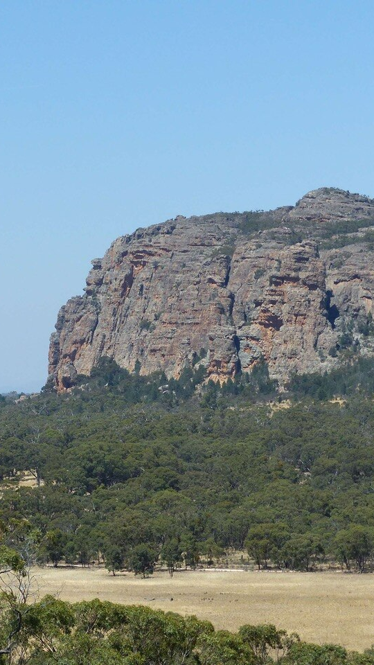 Australia's (really) big rocks to add to your next road trip - ABC News