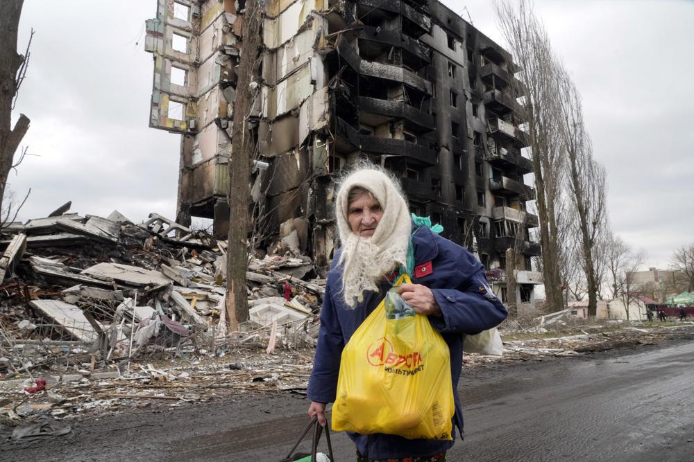 New photos reveal grief and destruction in Ukraine - ABC News