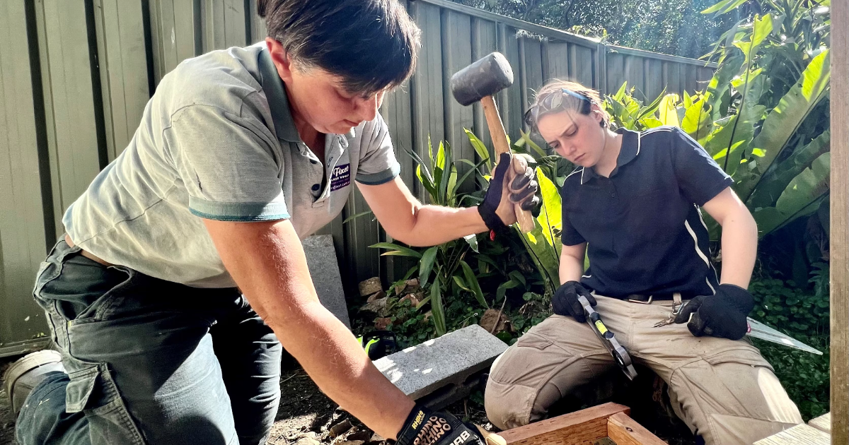 Tradies happier, richer in their 20s than university grads - ABC News